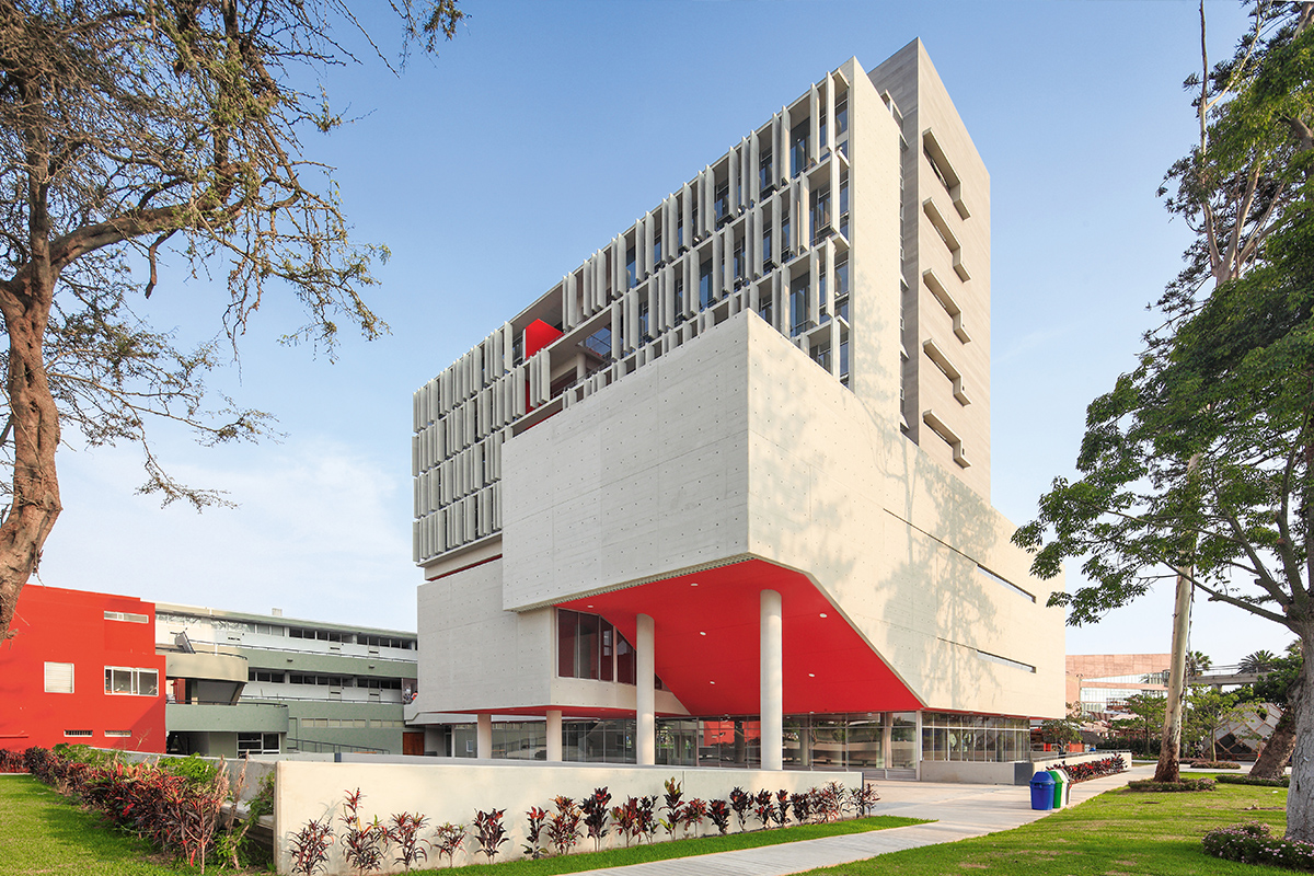 Website- Marcela Millones